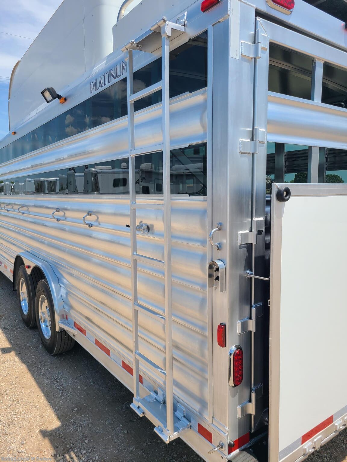 8x32 Cattle/Livestock Trailer for sale | New Platinum Coach 32' Haul 4 ...