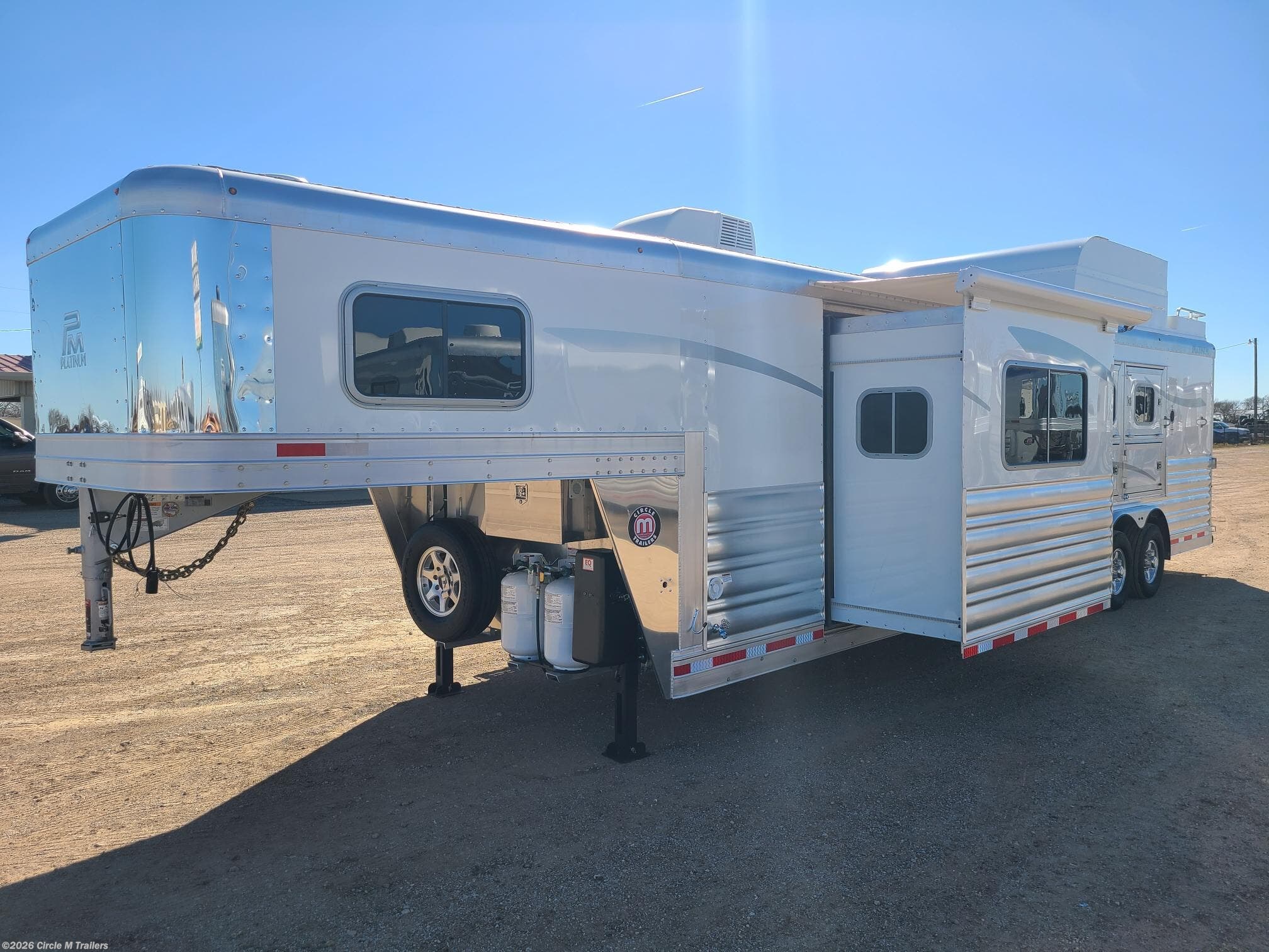 Circle M Trailers Trailer Dealer in Kaufman, Texas | TrailersUSA