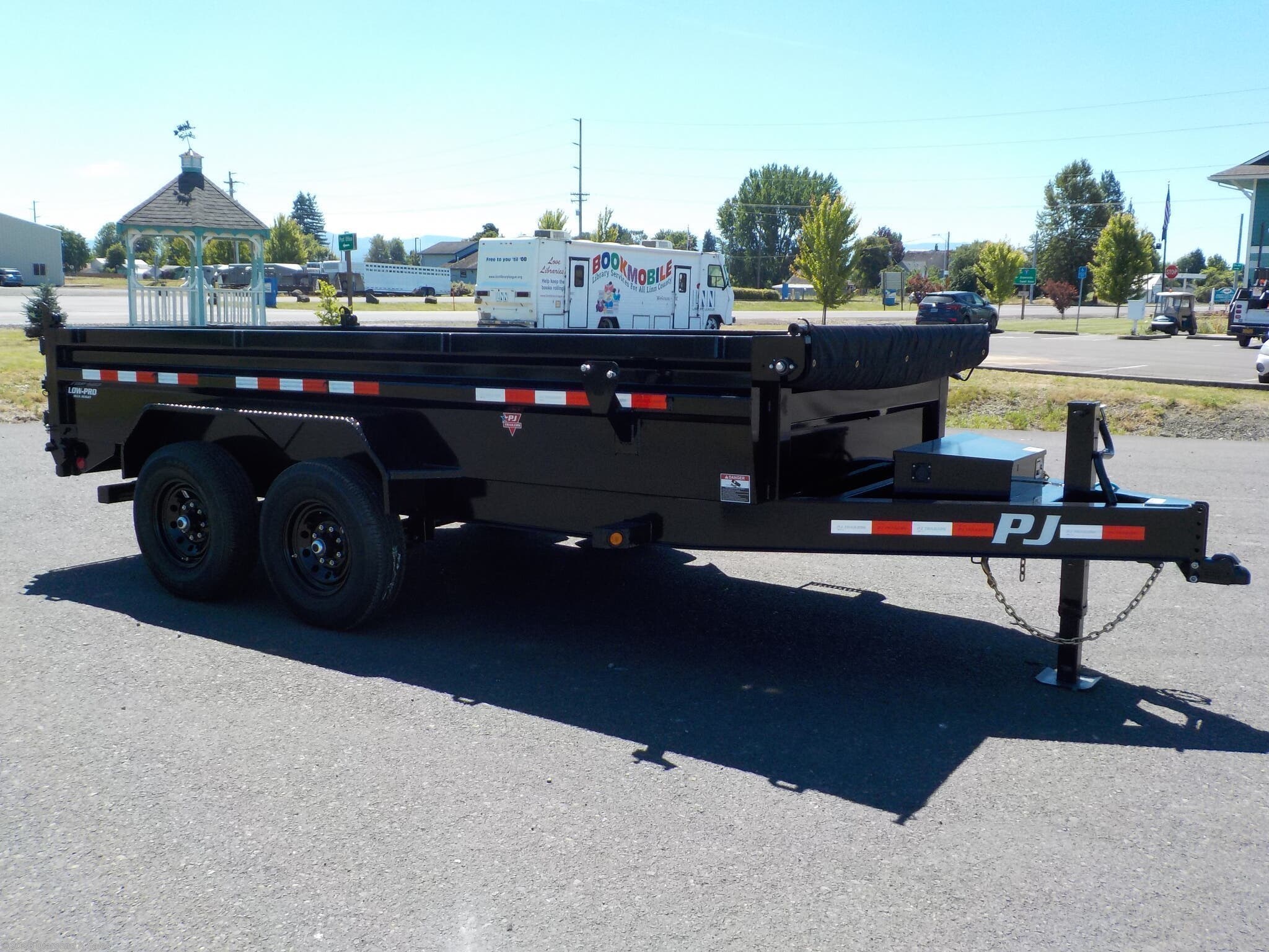 7x14 Dump (Heavy Duty) Trailer for sale | New PJ Trailers Dump 7' X 14 ...