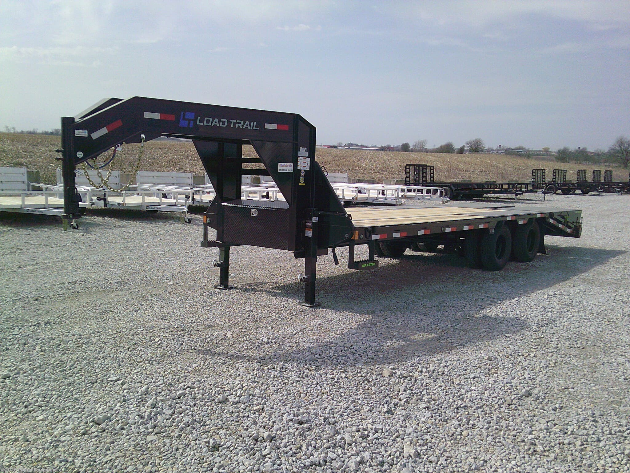 Patten Equipment Trailer Dealer in Urbana, Iowa | TrailersUSA