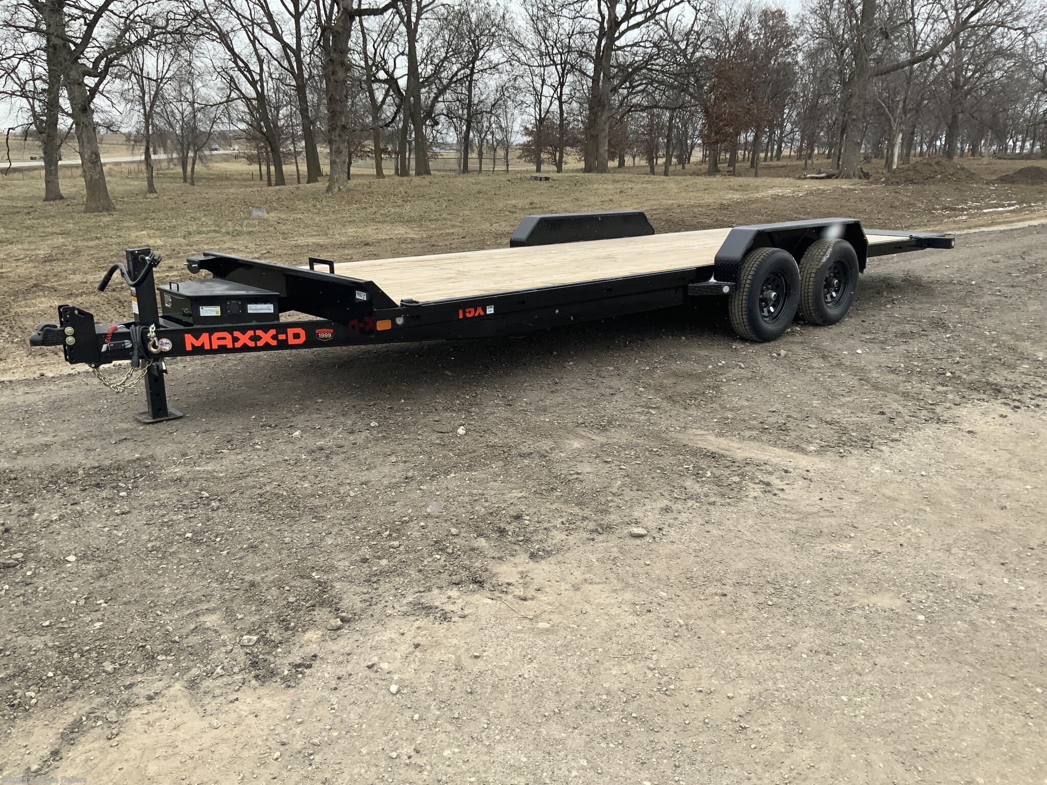 6x22 Vehicle Tilt Deck Trailer for sale | New MAXXD T5X | TrailersUSA