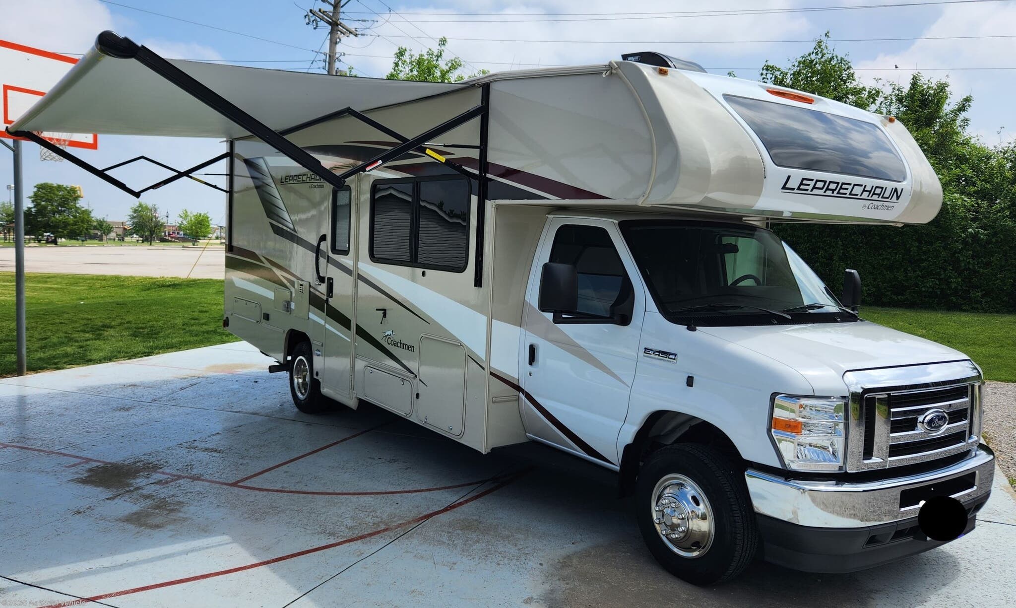 Coachmen Leprechaun Model