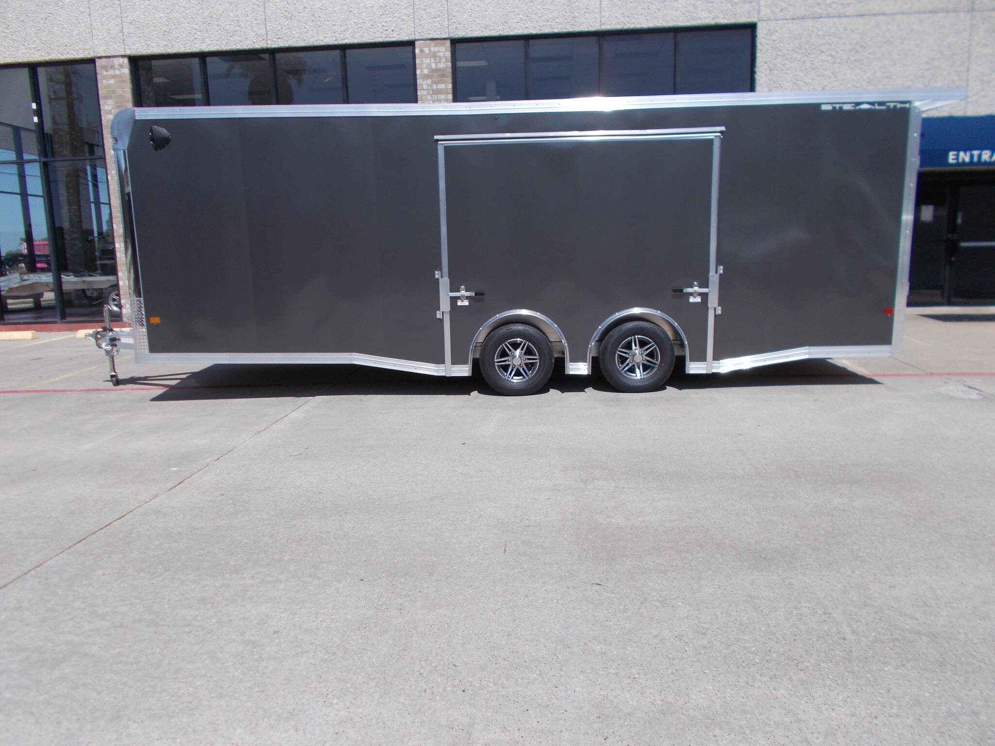 8x24 Cargo Trailer for sale | New Stealth 8.5X24 Aluminum Enclosed Car ...